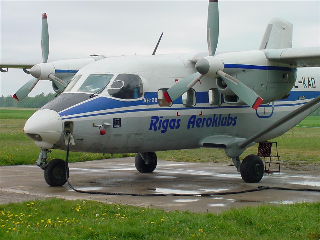 An-28 Gryttjom
